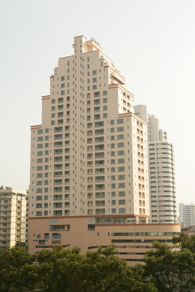 Grand39Tower